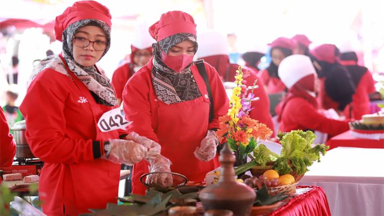 Wujudkan Kedaulatan Pangan, Banteng Jatim Bakal Rutinkan Lomba Masak ... Wujudkan Kedaulatan Pangan, Banteng Jatim Bakal Rutinkan Lomba Masak ...