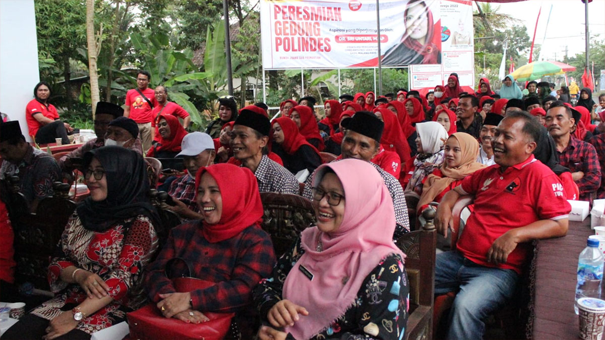 Resmikan Polindes, Untari Diarak Ratusan Warga Desa Sananrejo - DPD PDI ...